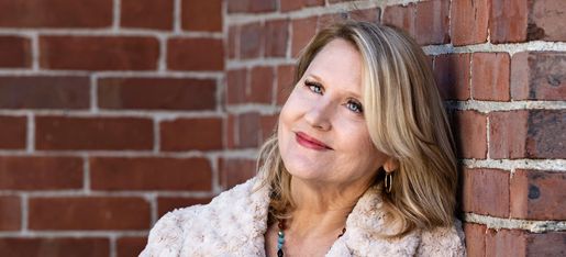 Lauren Robbins - Endorsed Psychic Medium